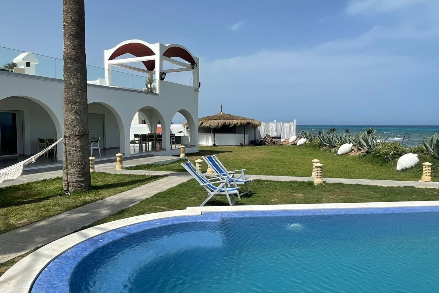 Les pieds dans l'eau à El Maamoura in Nabeul