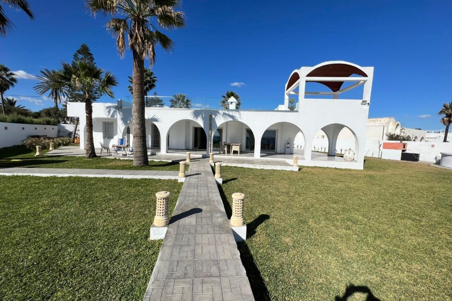 Les pieds dans l'eau à El Maamoura in Nabeul